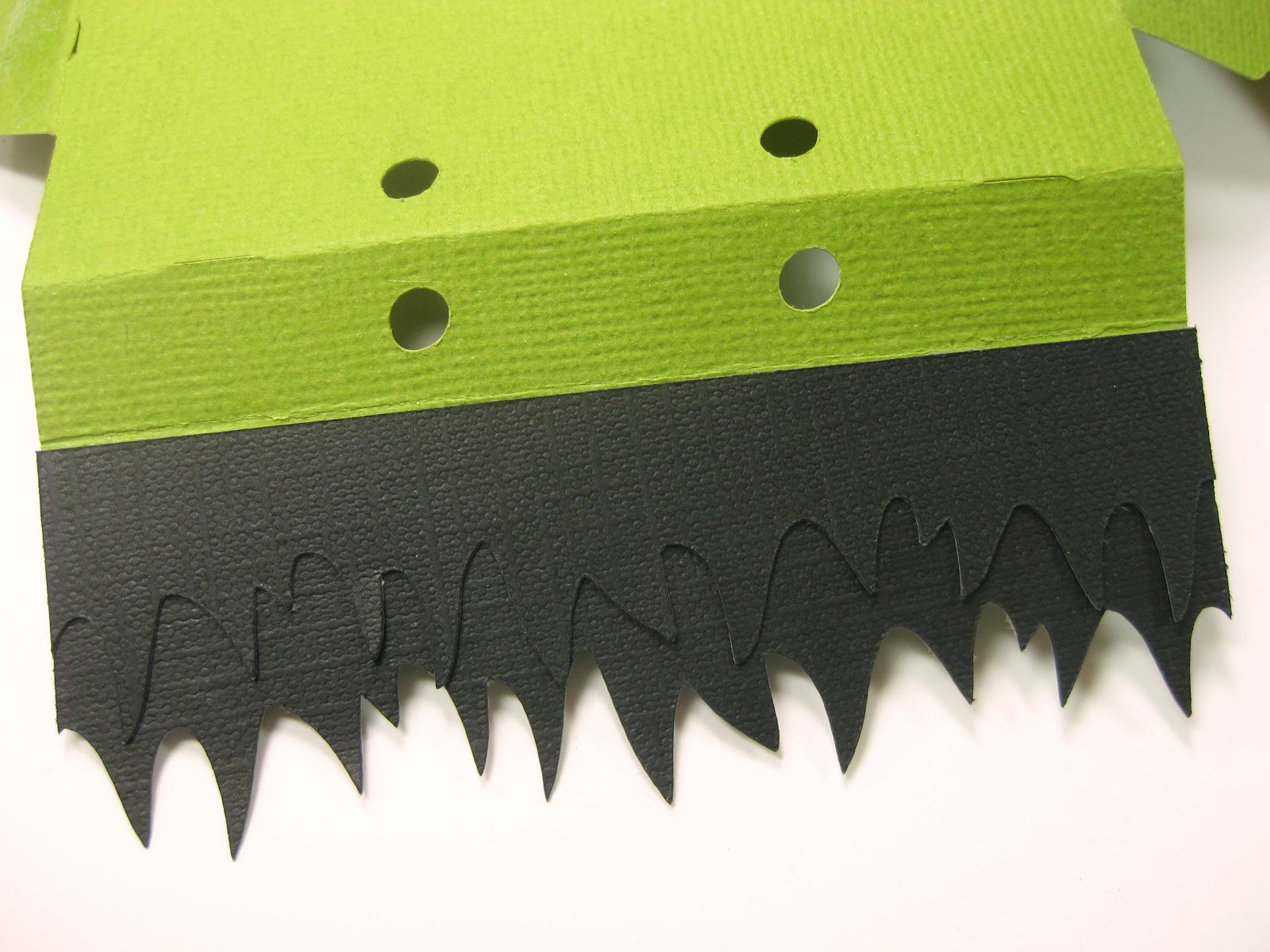 Cricut with Heart: Frankie Slanted Box!