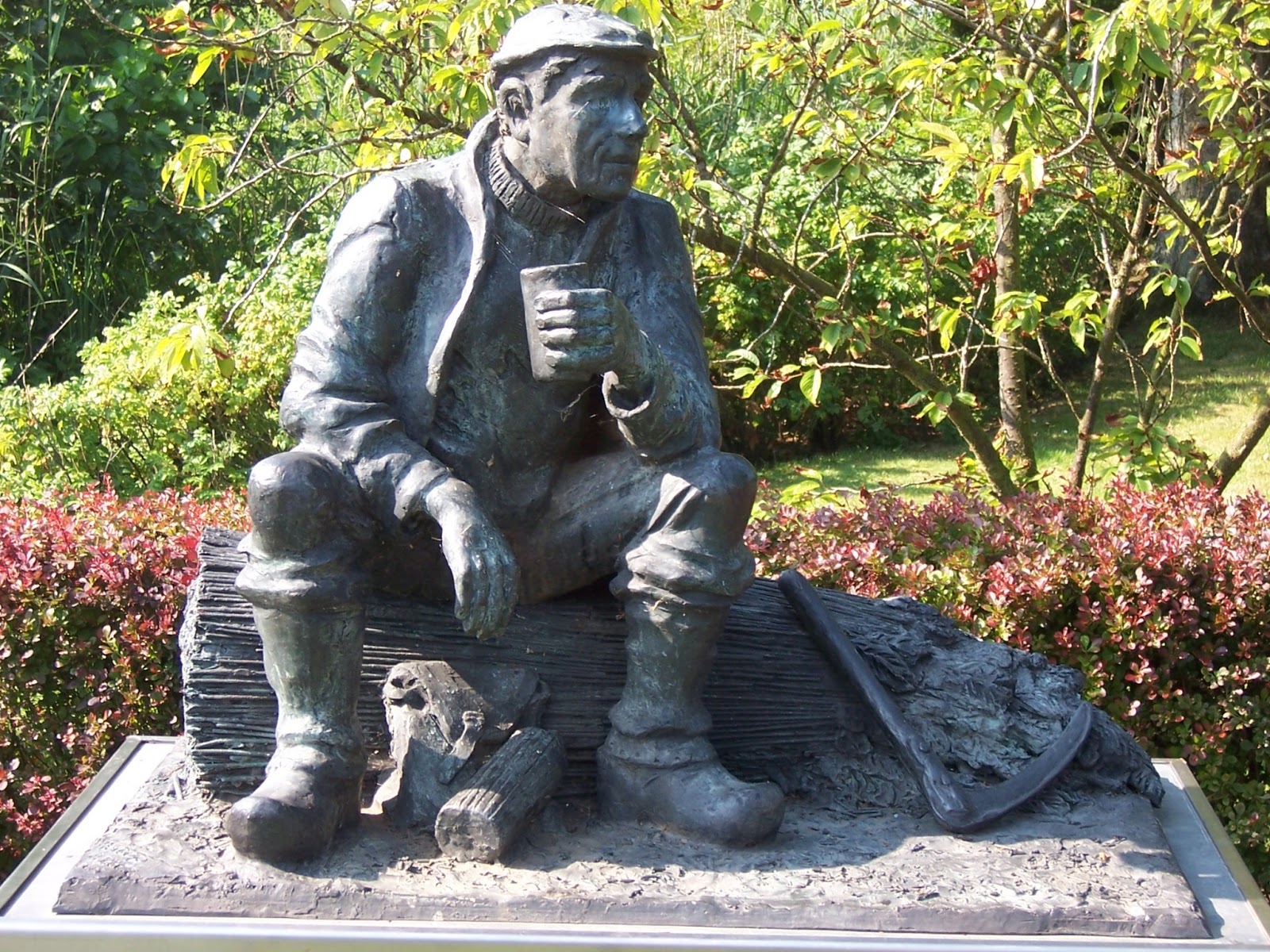 benchsite: An Alphabet of Dutch Benches