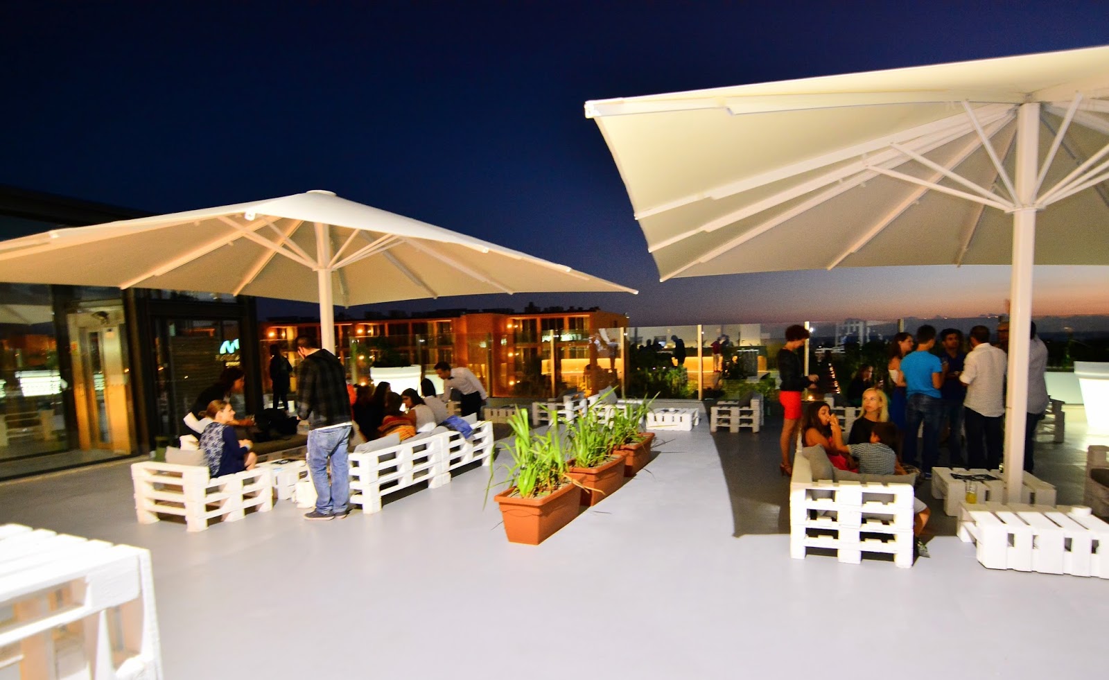 Reserva Recomendada: Divulgação: L14 e Liquid Lounge reforçam oferta da ...