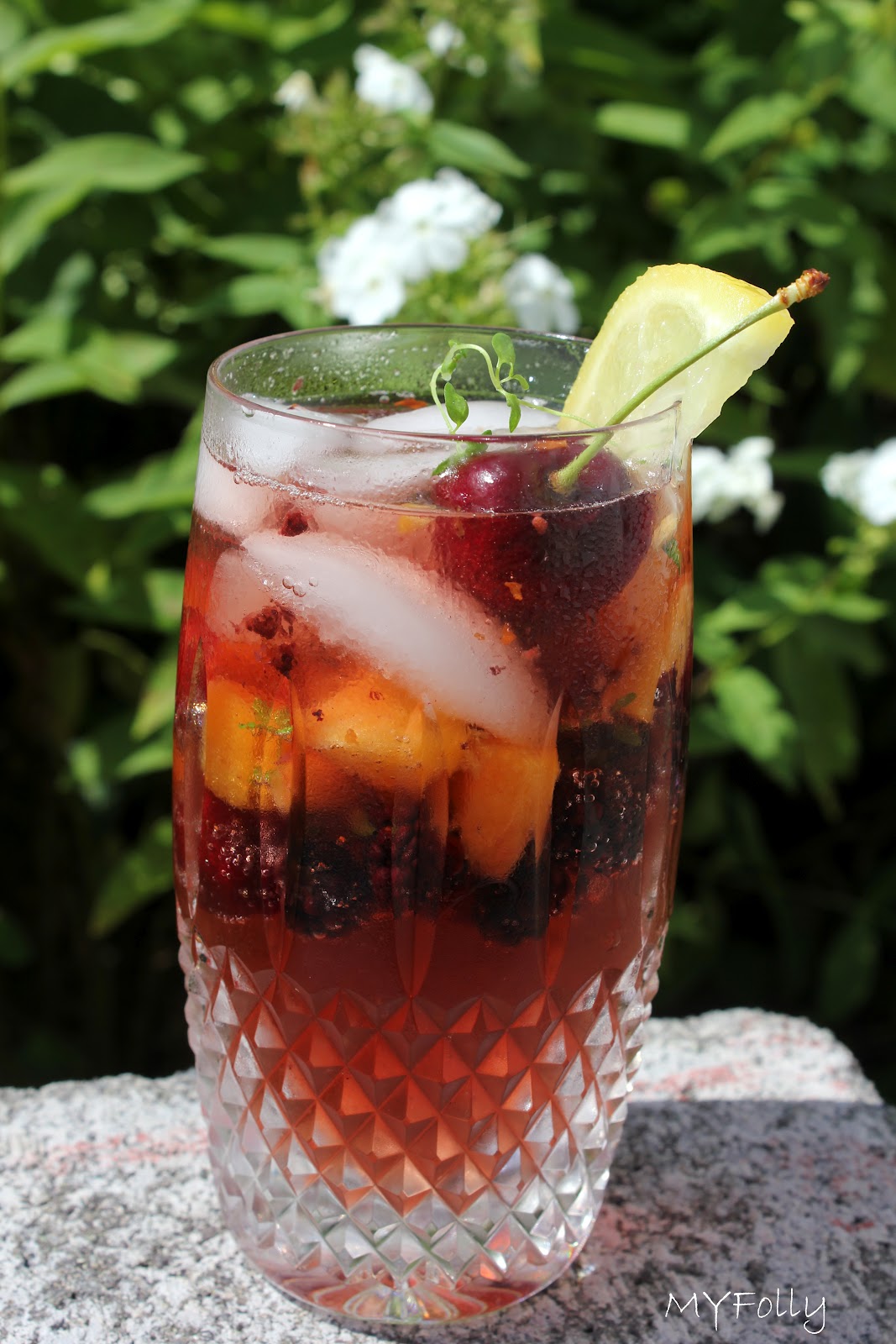 This and that: Spicy Berry Drink