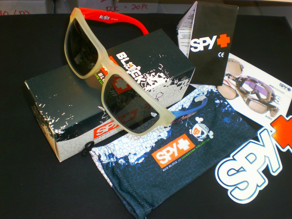 MyHomeBoutique: Spy + Helm Ken Block Signature Collection