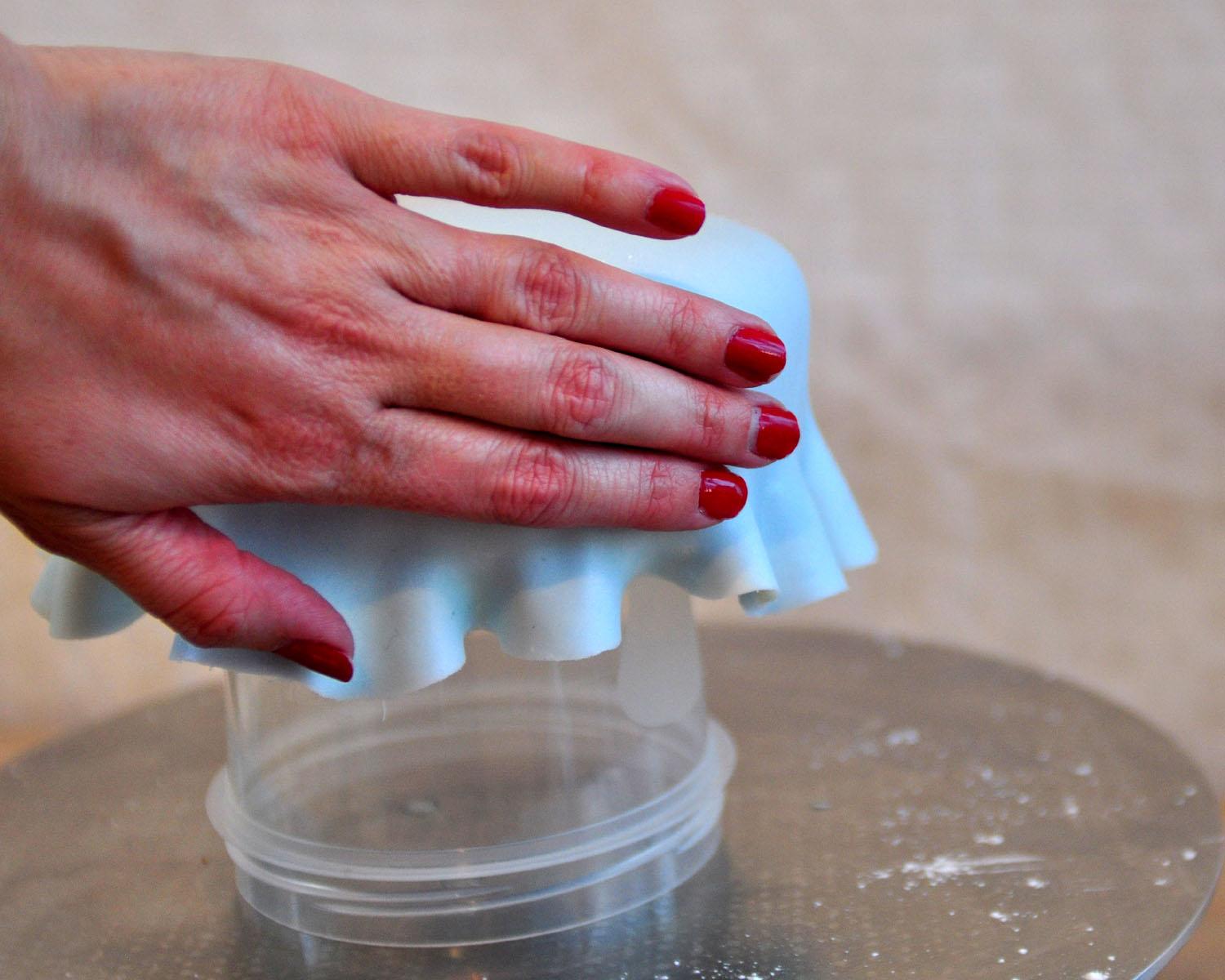 Beki Cook's Cake Blog: Fondant Snowflake Cake