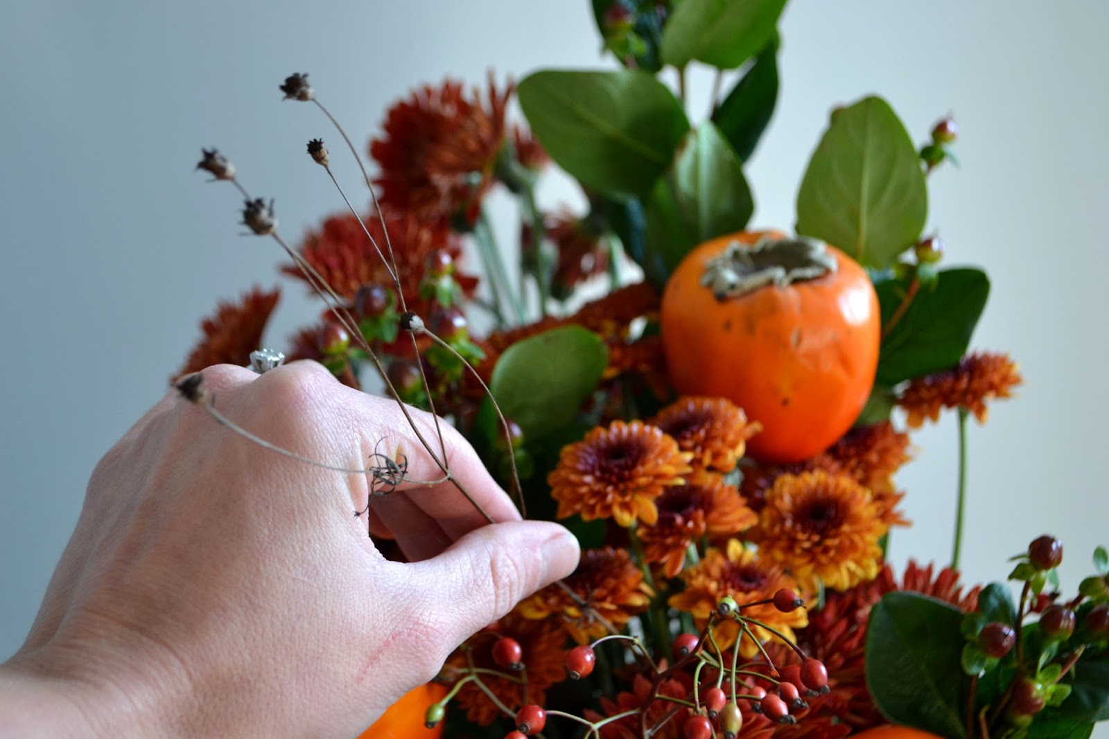 Attic Lace: Thanksgiving Florals: Persimmon and Bittersweet