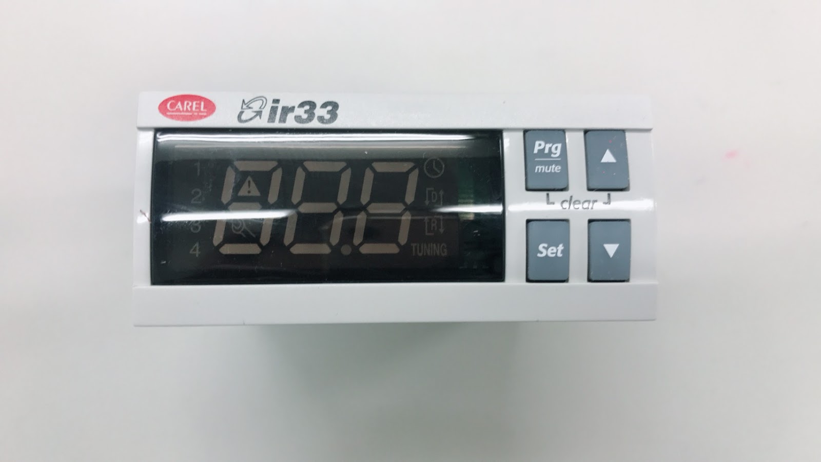 益成自動控制材料行-谷哥: CAREL IR33 泛用型四段溫度控制器