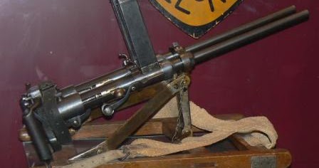 عمروعروق: Villar-Perosa M1915 twin-barrel submachine gun