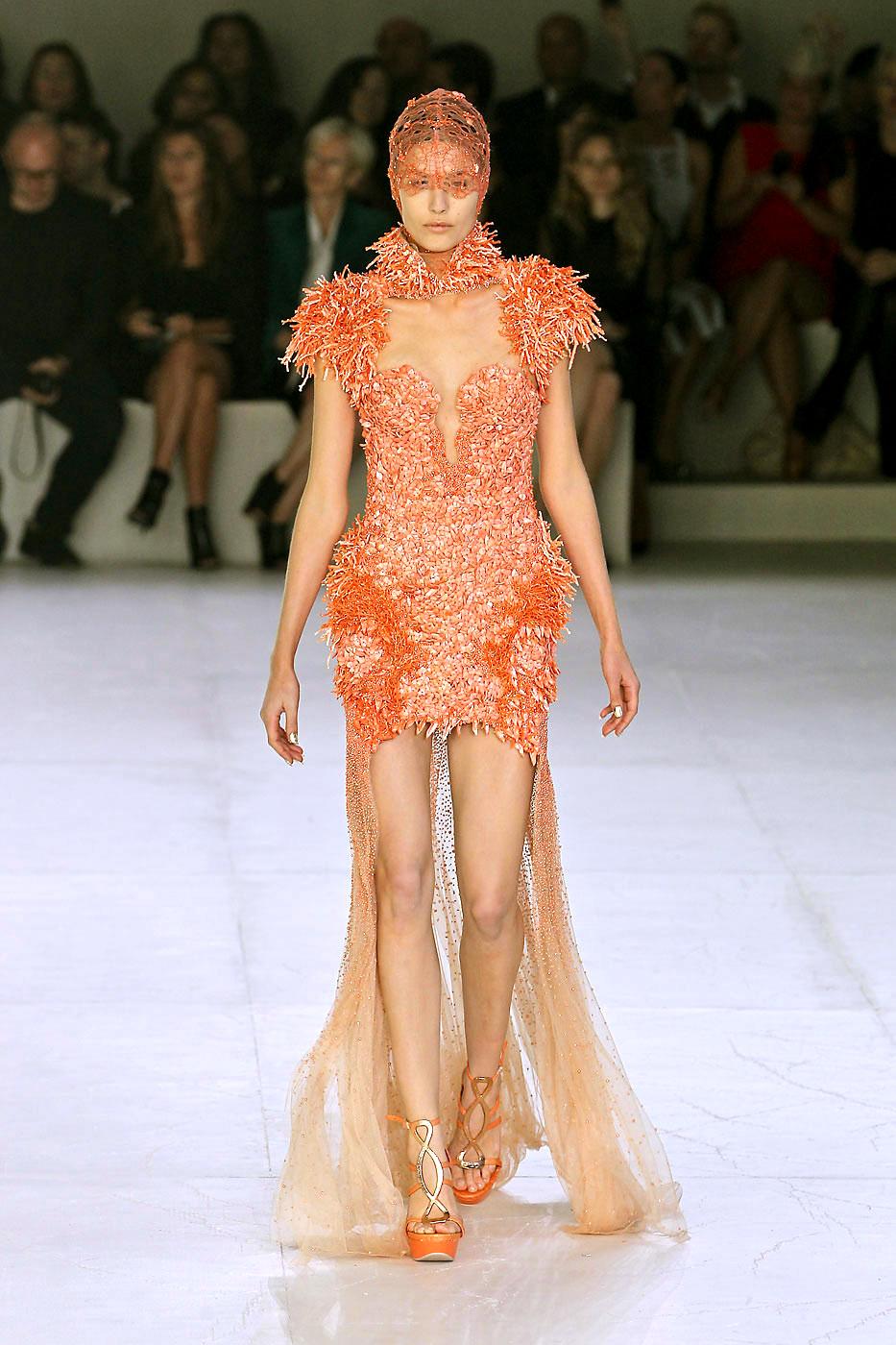 Glamour By Fatima: *AMAZING* Alexander McQueen Spring/Summer 2012