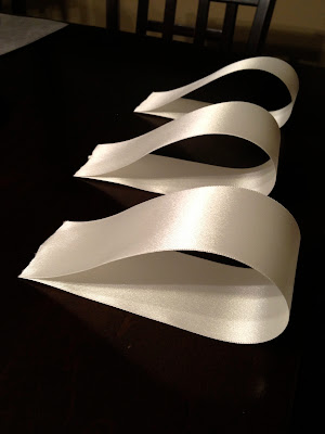 Alive and Livin': Curtain Rod Picture Hanger