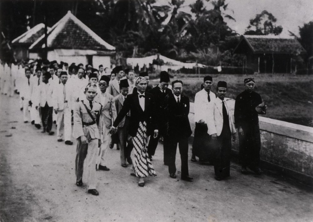 Indonesia Zaman Doeloe: Pemakaman Muhammad Husni Thamrin 4: para tokoh ...