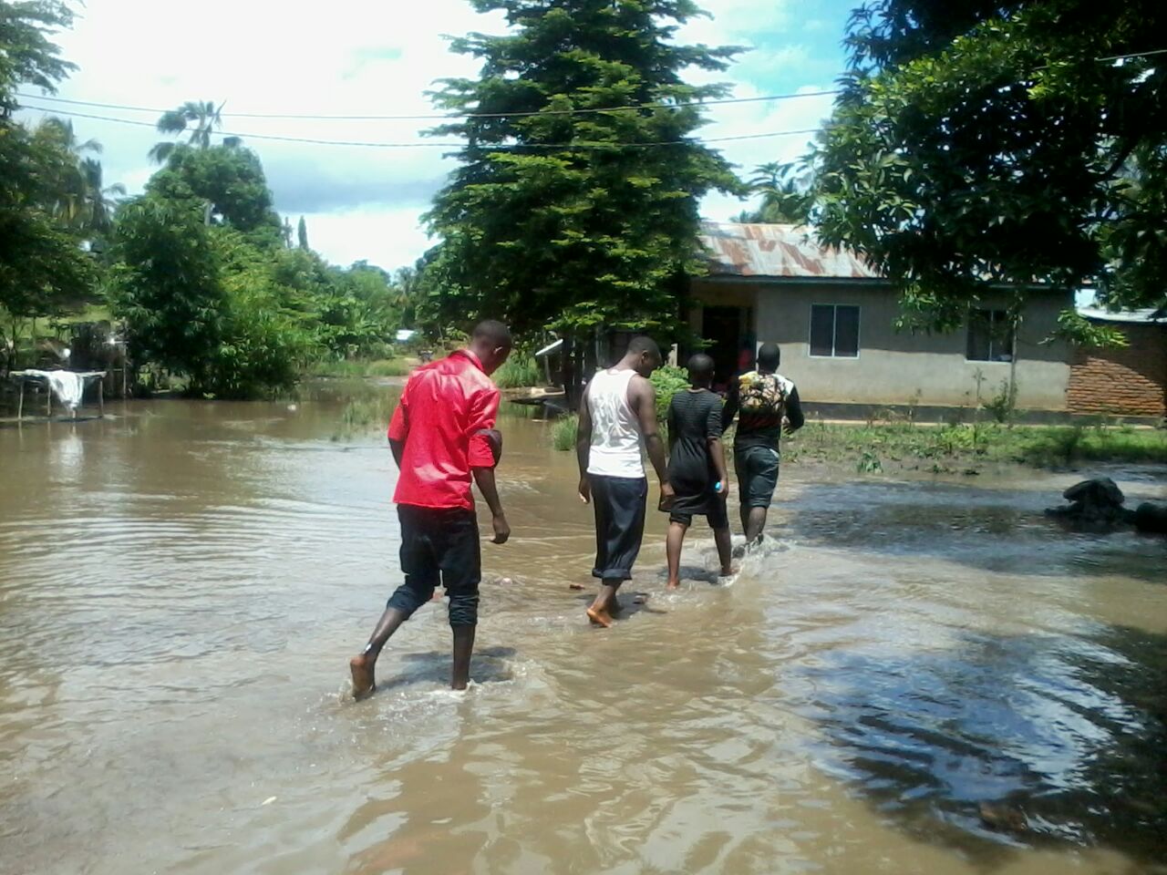 TAZAMA PICHA ZA MAFURIKO IFAKARA,MOROGORO - Madibadc