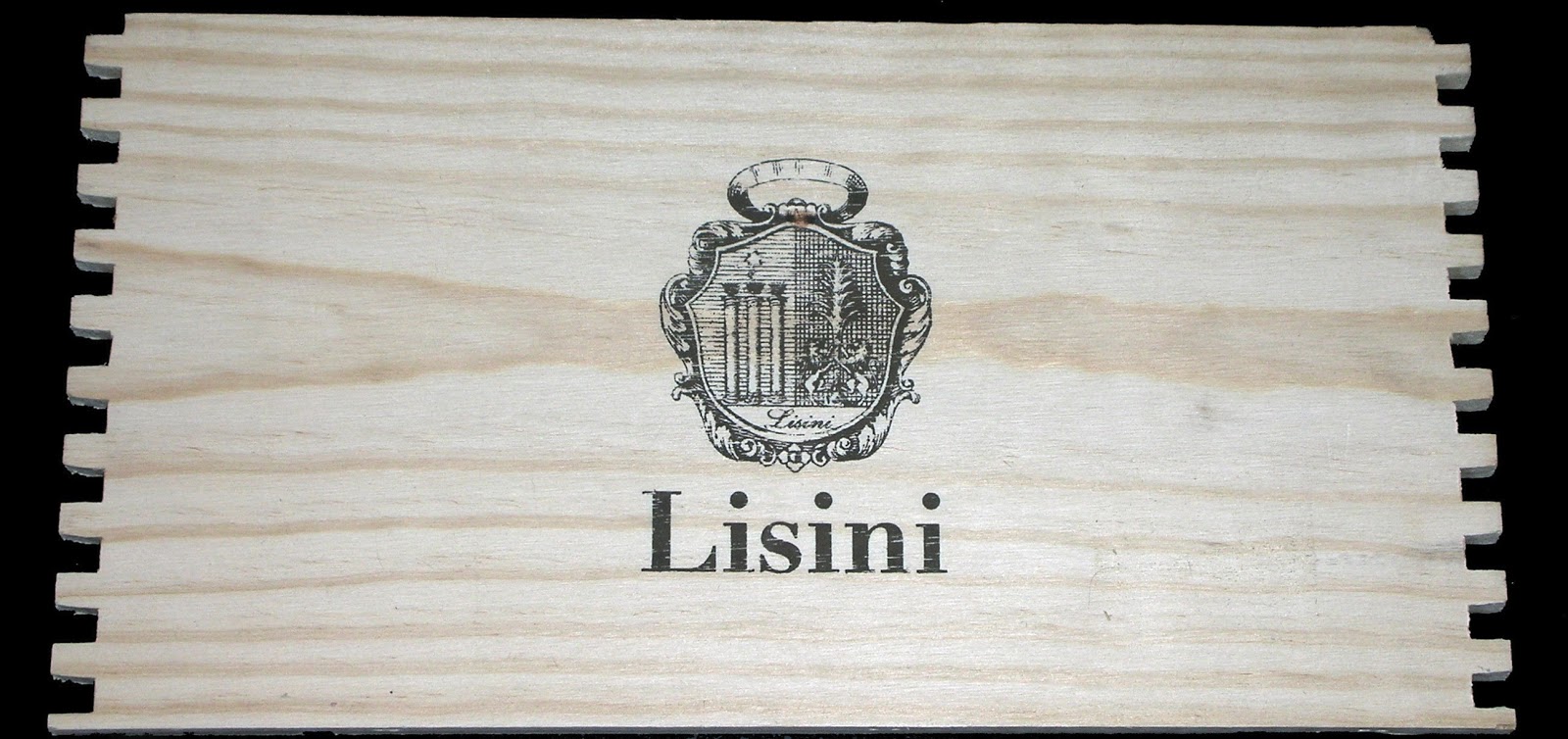 Wooden Wine Boxes & Wine Crates: Wine Crate Design Pictures (Cote of Arms)