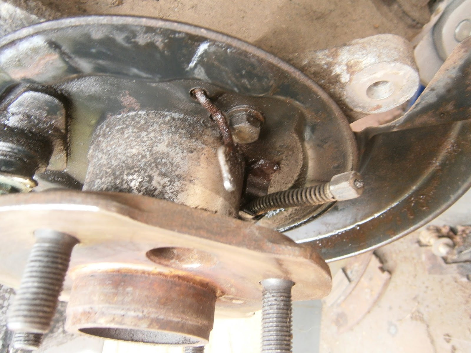 Lotus Excel Restoration: Handbrake/Parking brake strip and shoe replacement