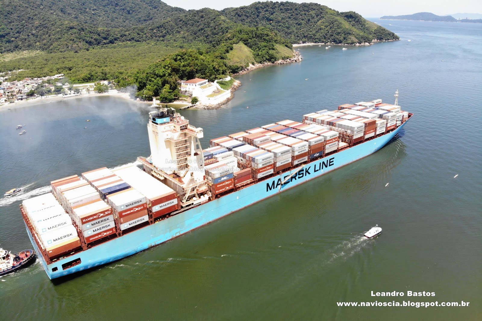 Navios de Santos & CIA: Navio MAERSK LAMANAI