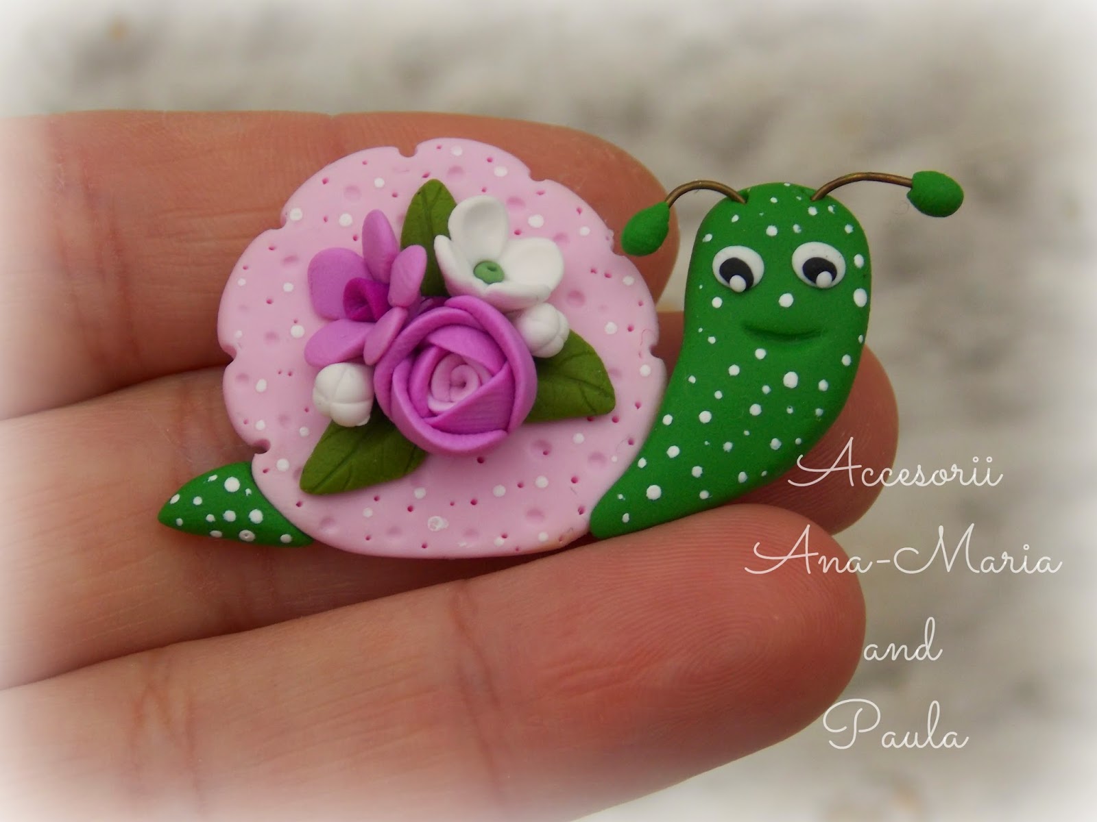Handmade by Ana-Maria and Paula: Melc, melc, codobelc...