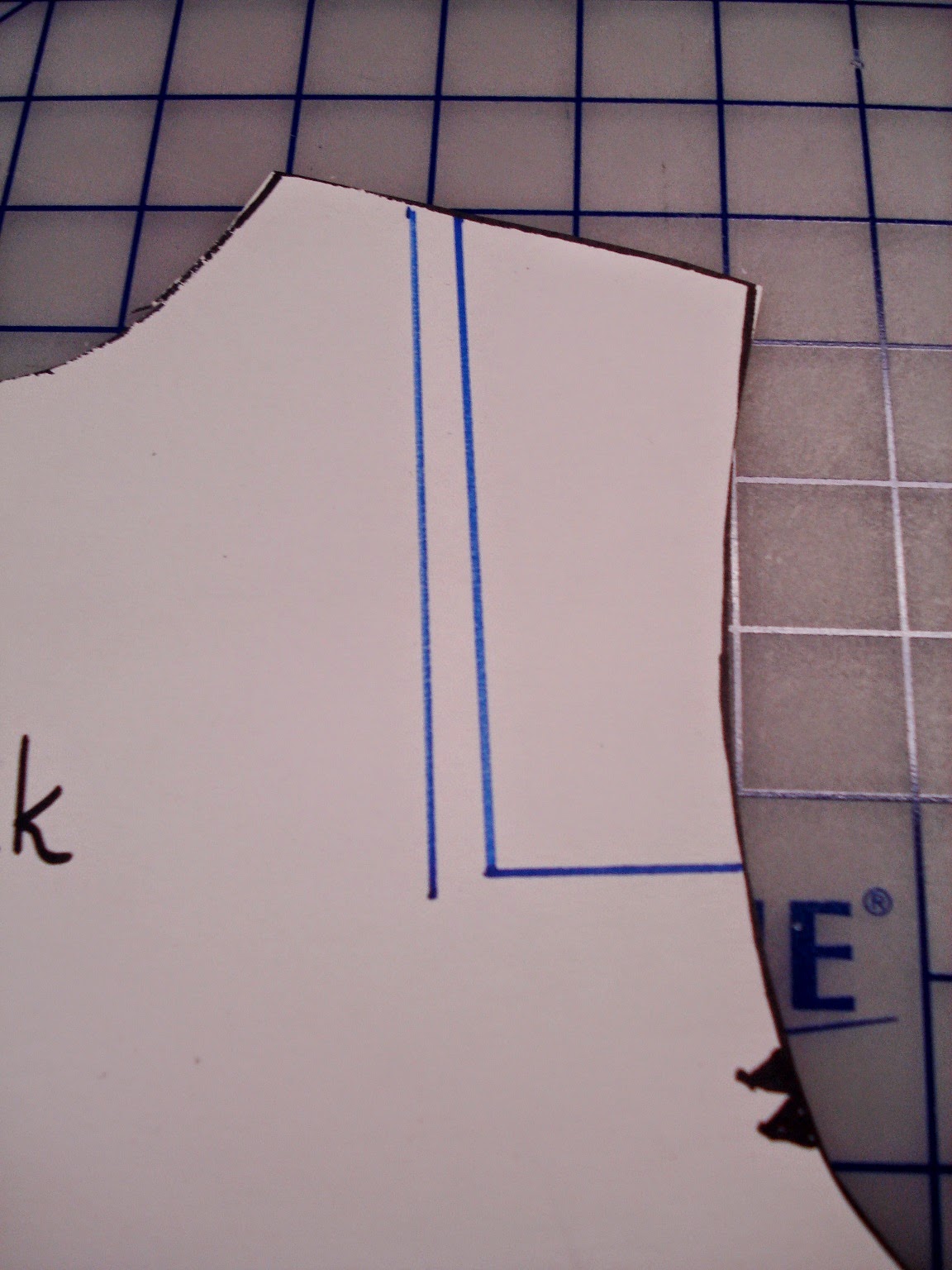 Diana's Sewing Lessons: Lesson 4 Narrow shoulder Adjustment