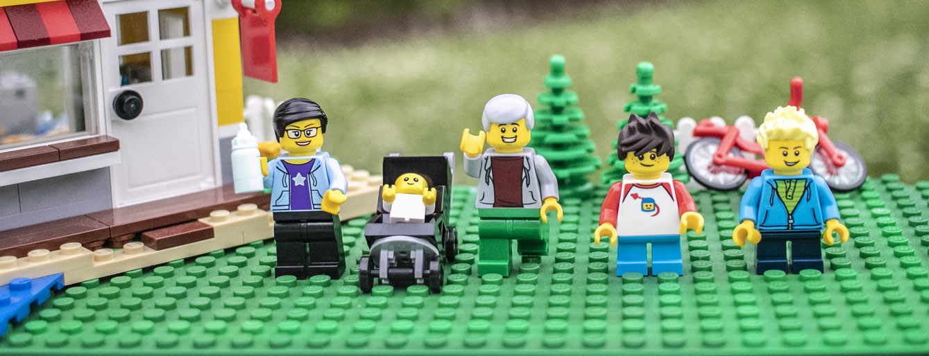 Logan's Lego: My family in Lego