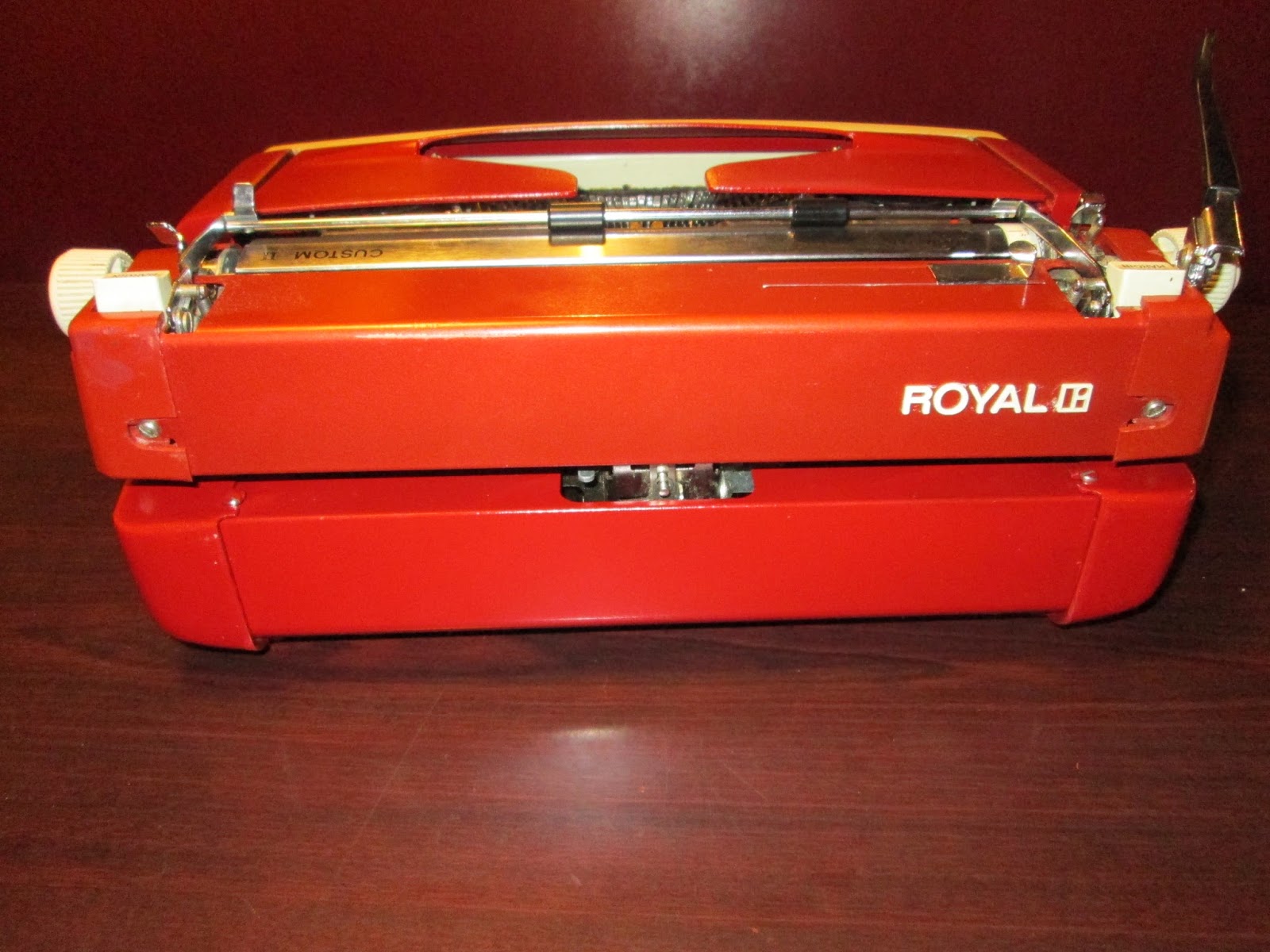 Royal Typewriters: Refreshed Red Royal
