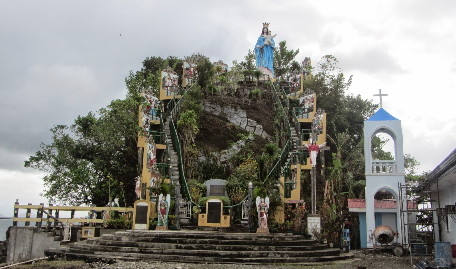 LEXICAL CROWN: THE QUEEN OF THE MOST HOLY ROSARY SHRINE (MALAJOG)