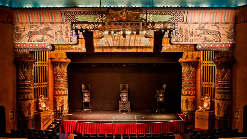 Tour The Historic Egyptian Theatre - #IHeartHollywood
