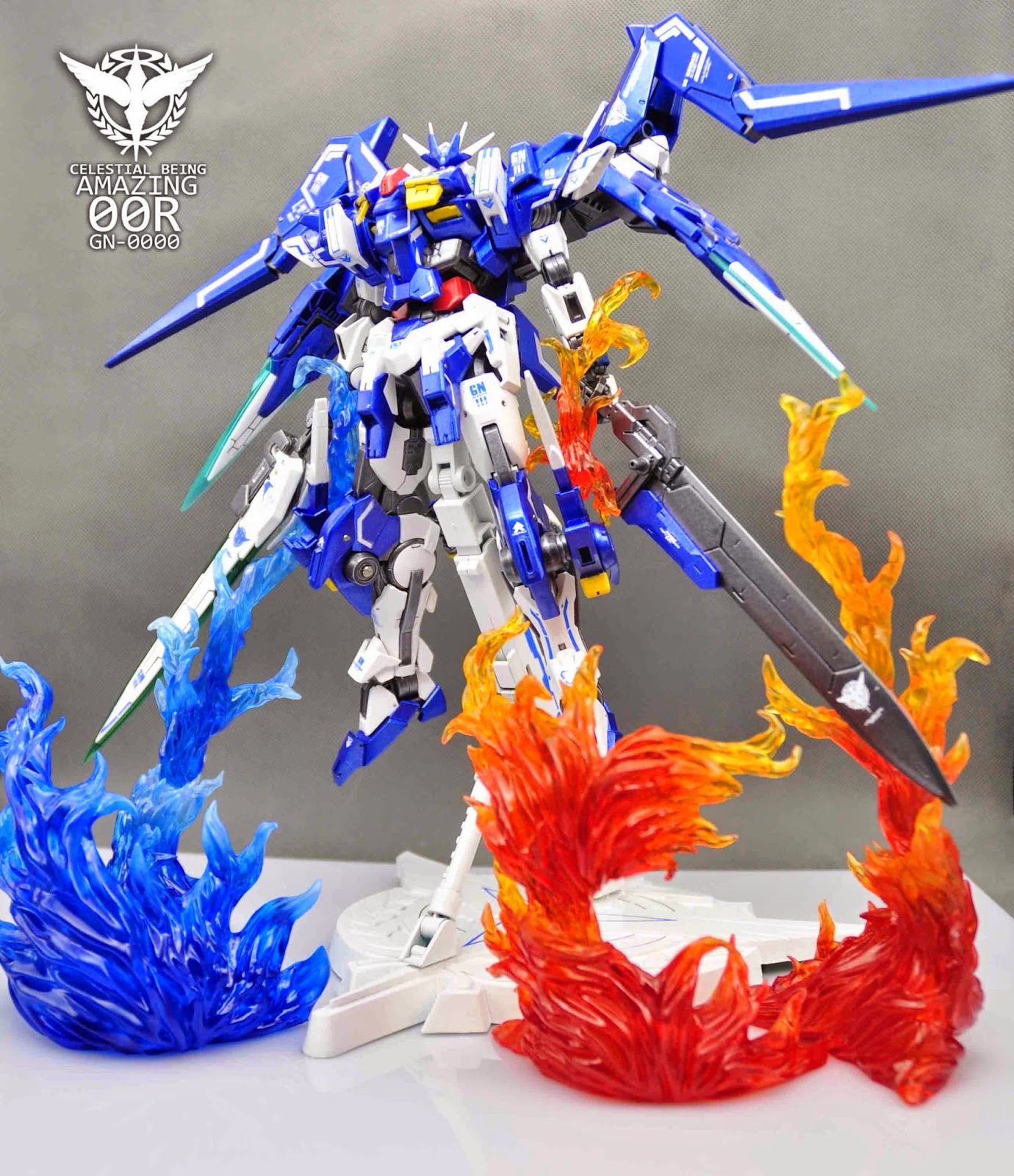 GUNDAM GUY: 1/100 Amazing 00 Raiser - Custom Build