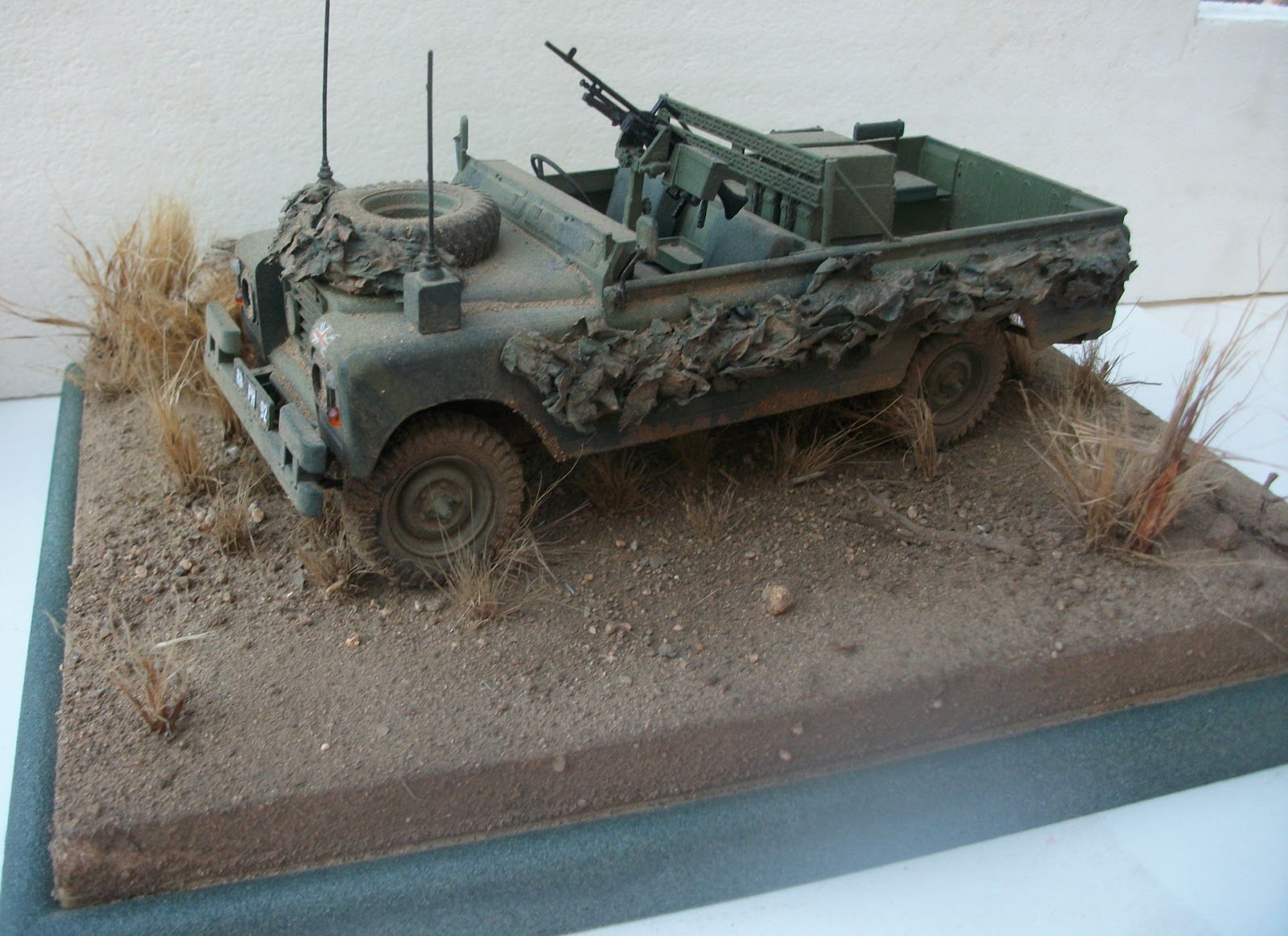 Maquettes Dioramas Sampiero Models: Land Rover 109 paratroopers