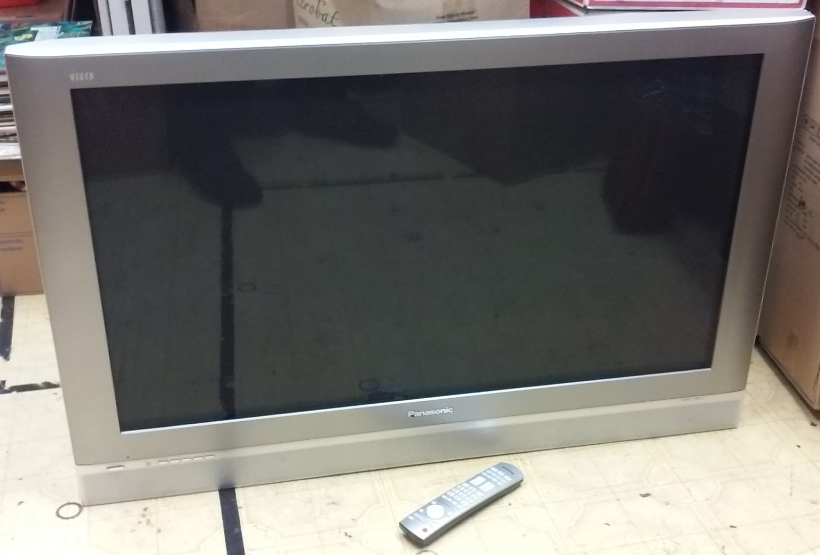 UHURU FURNITURE & COLLECTIBLES: SOLD Panasonic TH-42PX60U 42" TV with ...