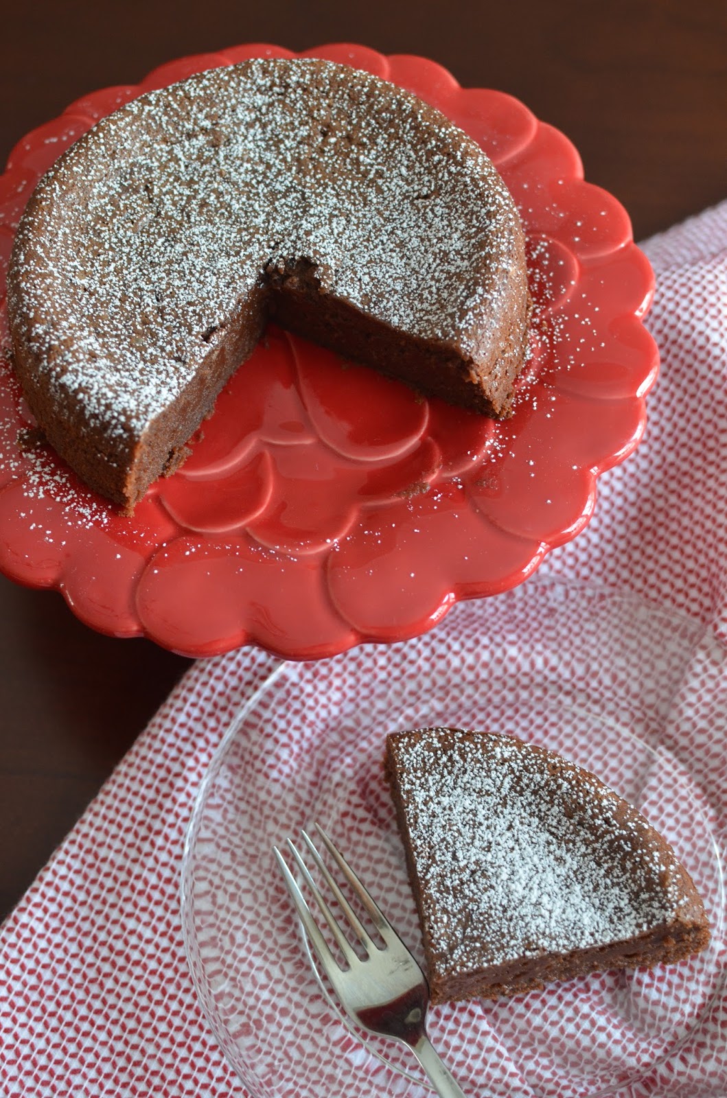 Playing with Flour: Flourless chocolate-chestnut cream cake