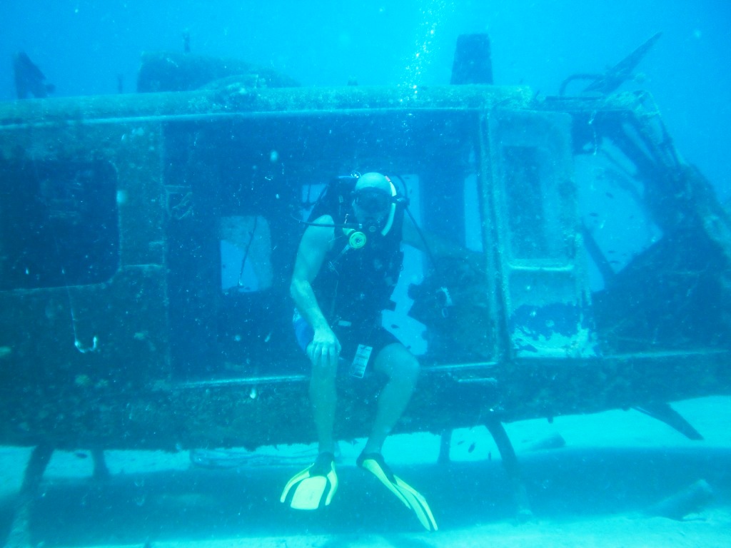 SAILING HELENA: Diving in Majuro, Marshall islands