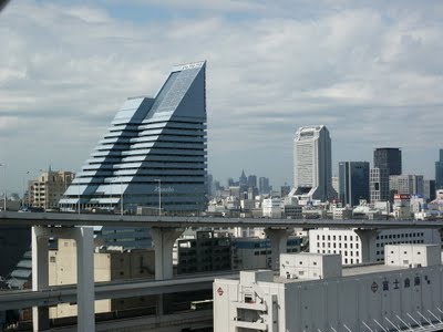 Famous Buildings Of The World: Triangle Building