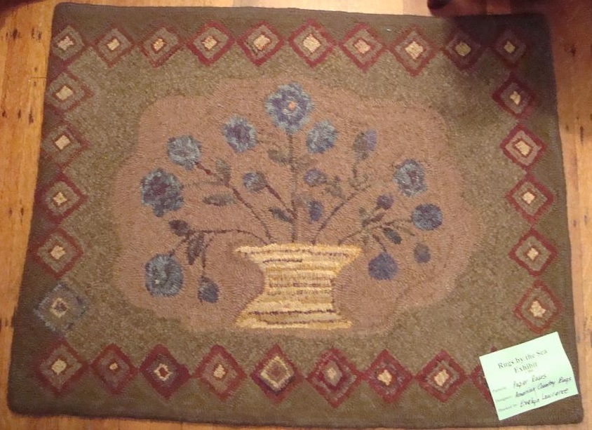 Saundra of Woodland Junction: Rugs Hooked by a Friend