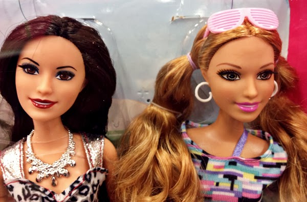 Hey, It's Muff: AA Holiday Barbie & DH Girls at Target