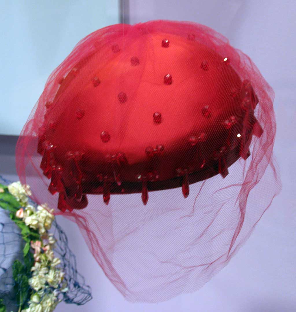 Poppular Photography: Derby Hats!