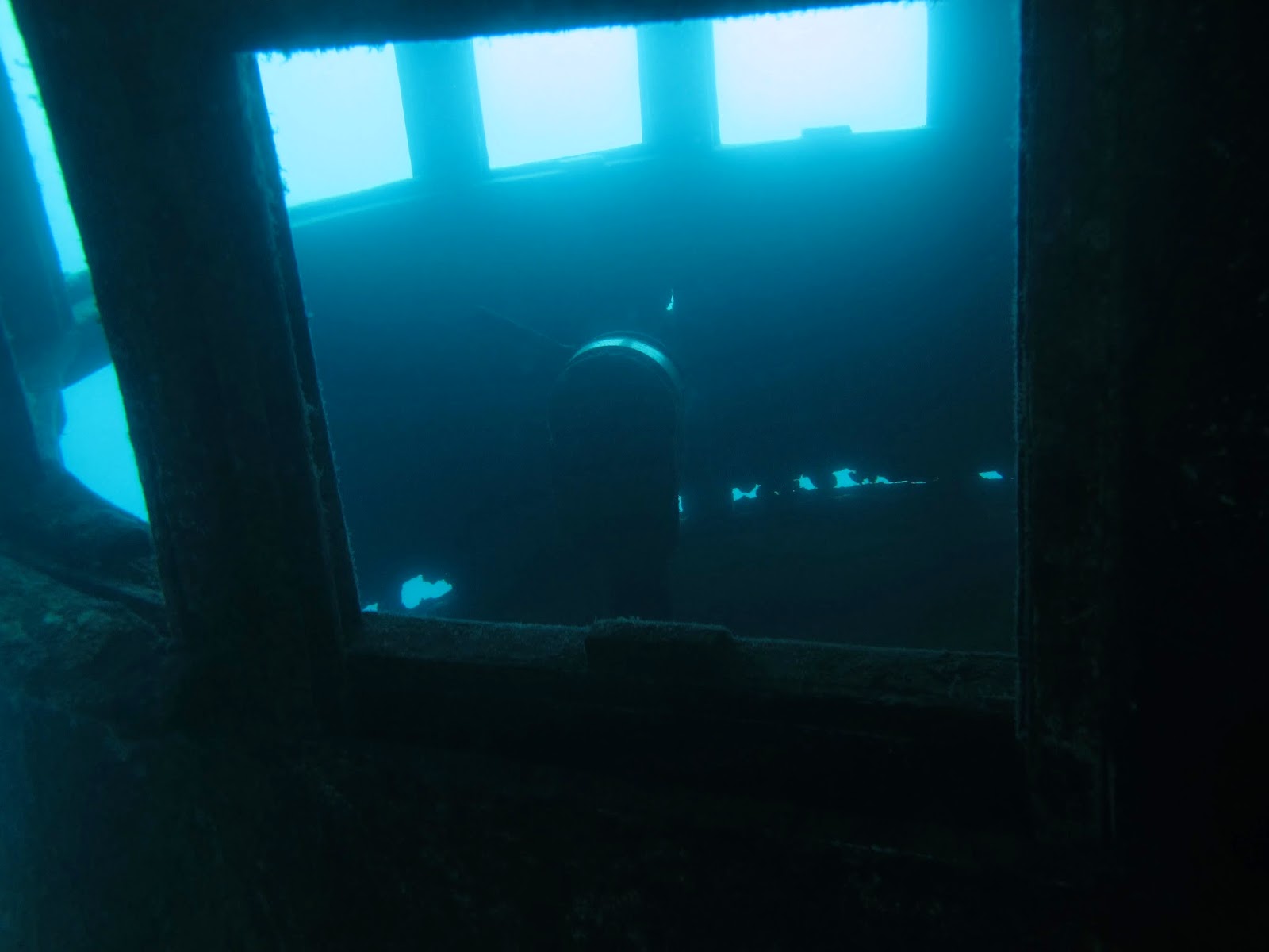 PICTURED ROCKS NATIONAL LAKESHORE LOOP TRIP & SHIPWRECKS - ADAM HAYDOCK