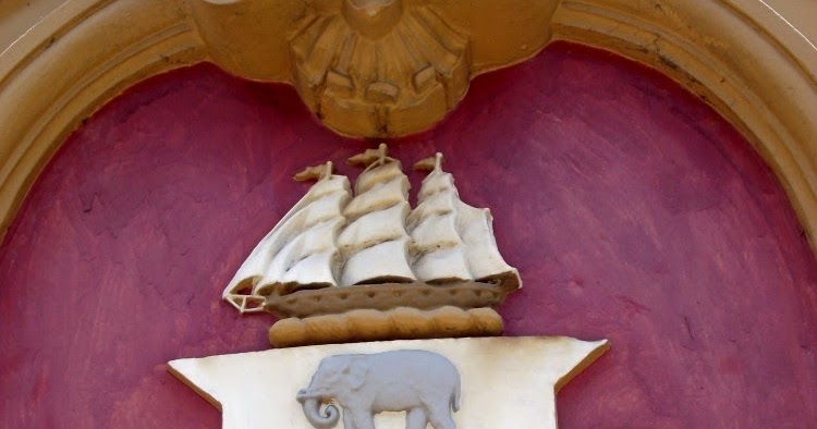 Port Elizabeth Daily Photo: Old Port Elizabeth coat of arms