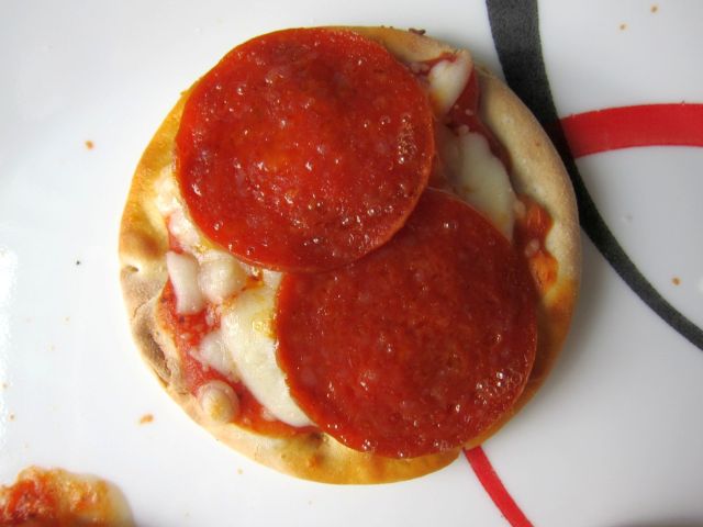 Review: Lunchables - Pepperoni Pizza | Brand Eating