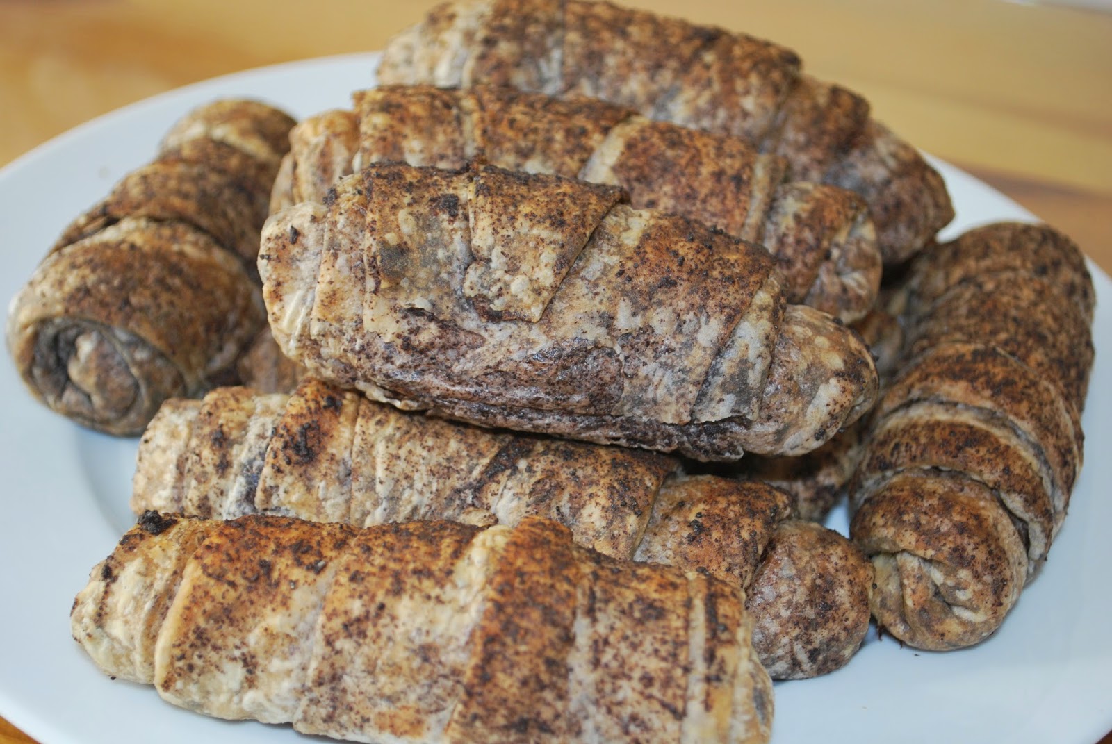 CANBOGAZDAN: HASHASLI YESIL MERCIMEKLI BOREK