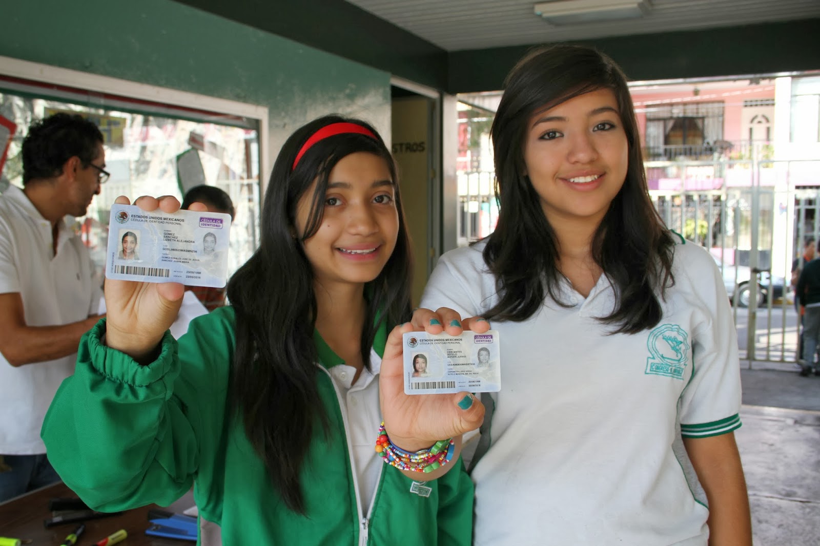 Avanza la Entrega de Cédulas de Identidad Personal para Estudiantes