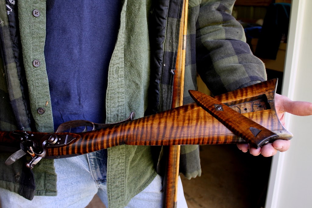 Contemporary Makers: Twin Rifles by Ian Pratt