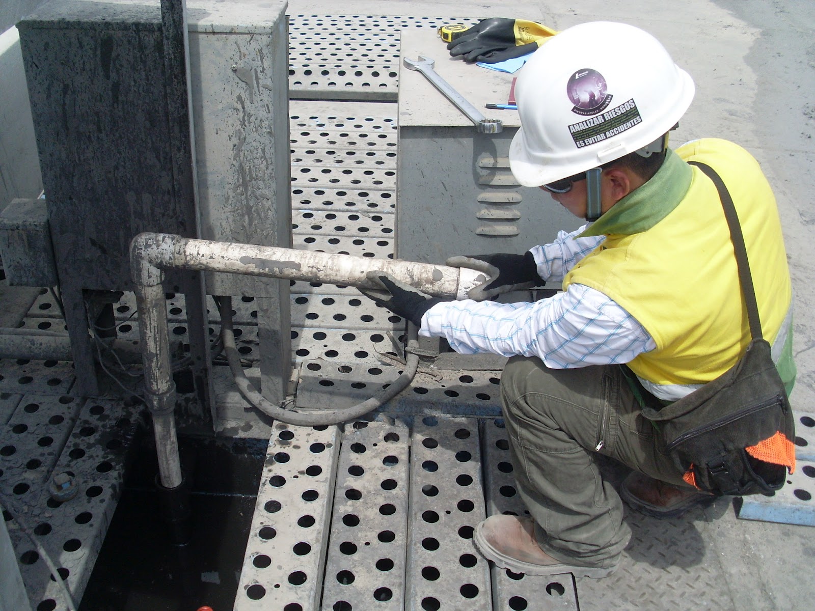 Engineering Honduras: DESCRIPCION BASICA DE UNA " AIRLIFT PUMP