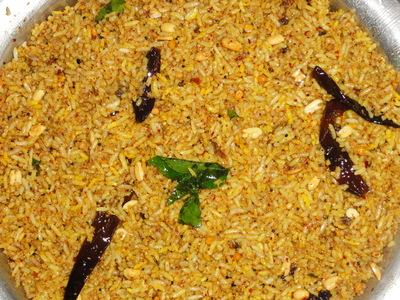 Iyengar Thaligai: Puliyodharai (Tamarind Rice)