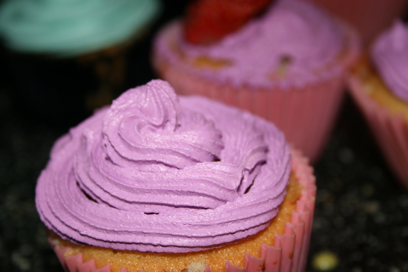 PINK CEREZAS: THE CUPCAKE EVOLUTION!