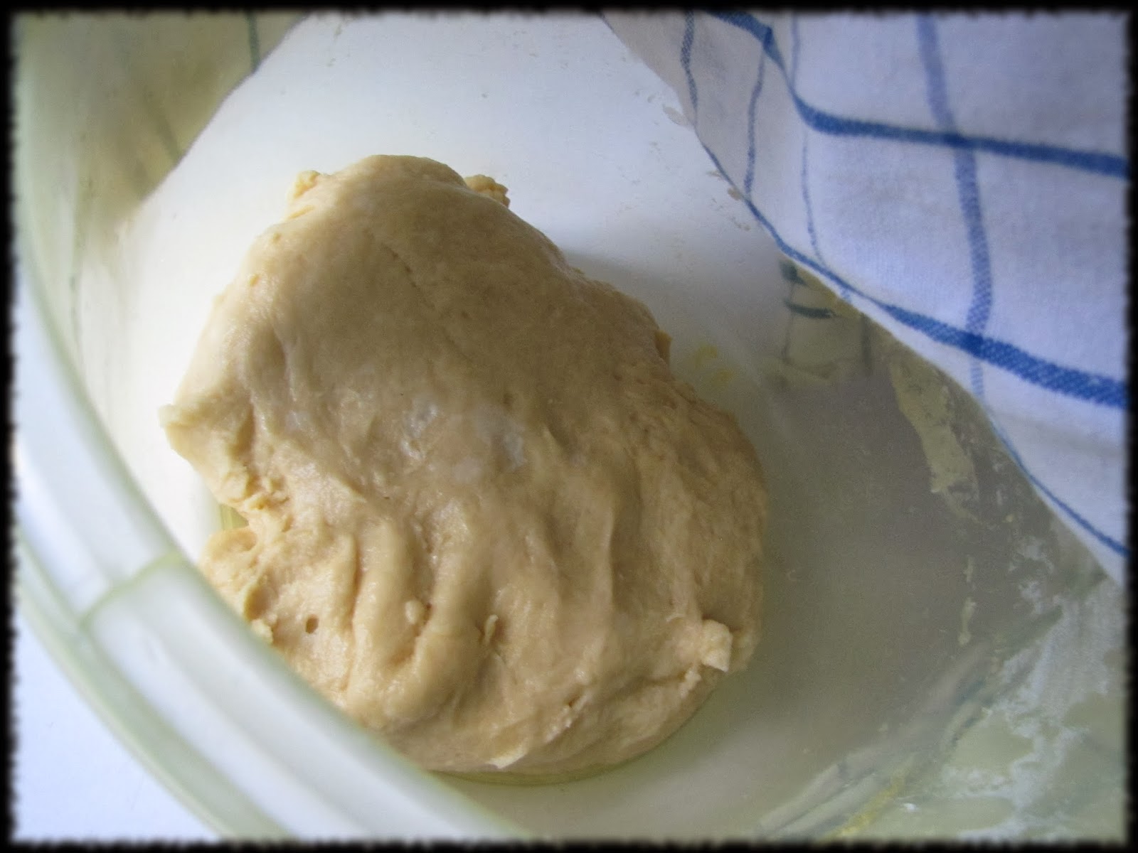 Szczęśliwa kuchnia: Pyzy drożdżowe na parze