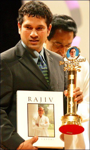 OMGSACHIN: Photos: Sachin Tendulkar Awards And Trophies