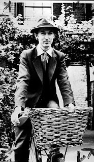 English Majors and Introverts: Young Fogey Envy