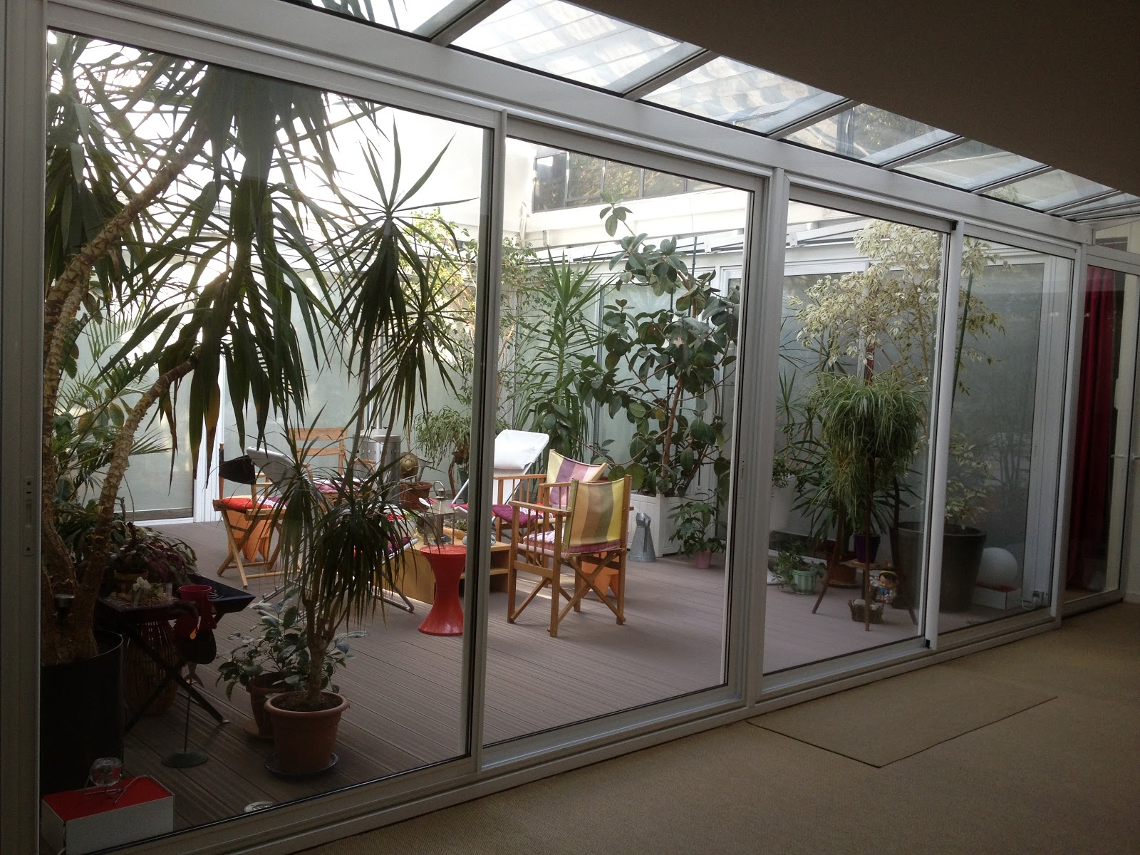 ART THISAN VOTRE INTÉRIEUR NOUS TIENT À COEUR: UN SUPERBE PATIO DANS UN ...