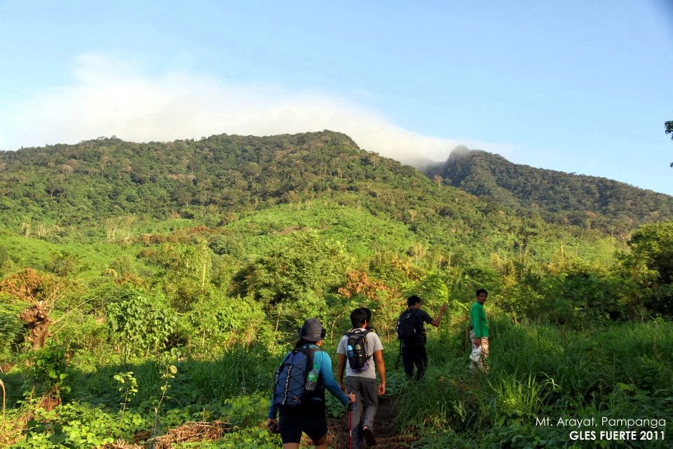 Explore.Dream.Discover: Trekking Mt. Arayat