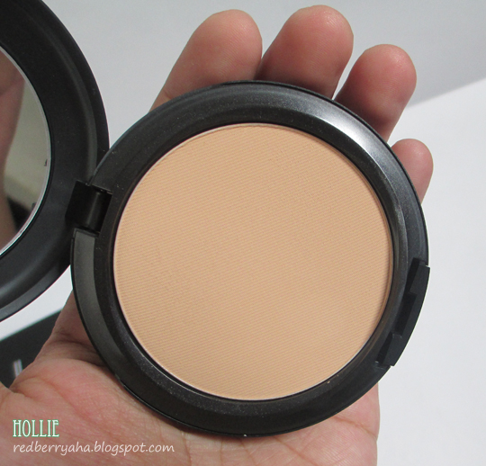 Random Beauty by Hollie: MAC Studio Fix Powder Plus Foundation in NC35