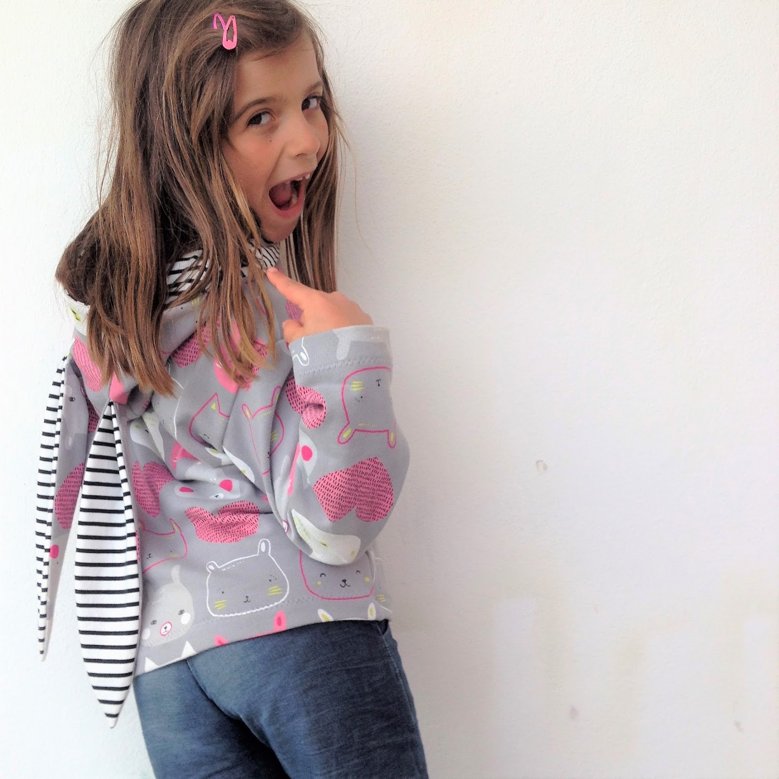 do guincho: RABBIT HOODIE FOR INES . THE SWEET MERCERIE