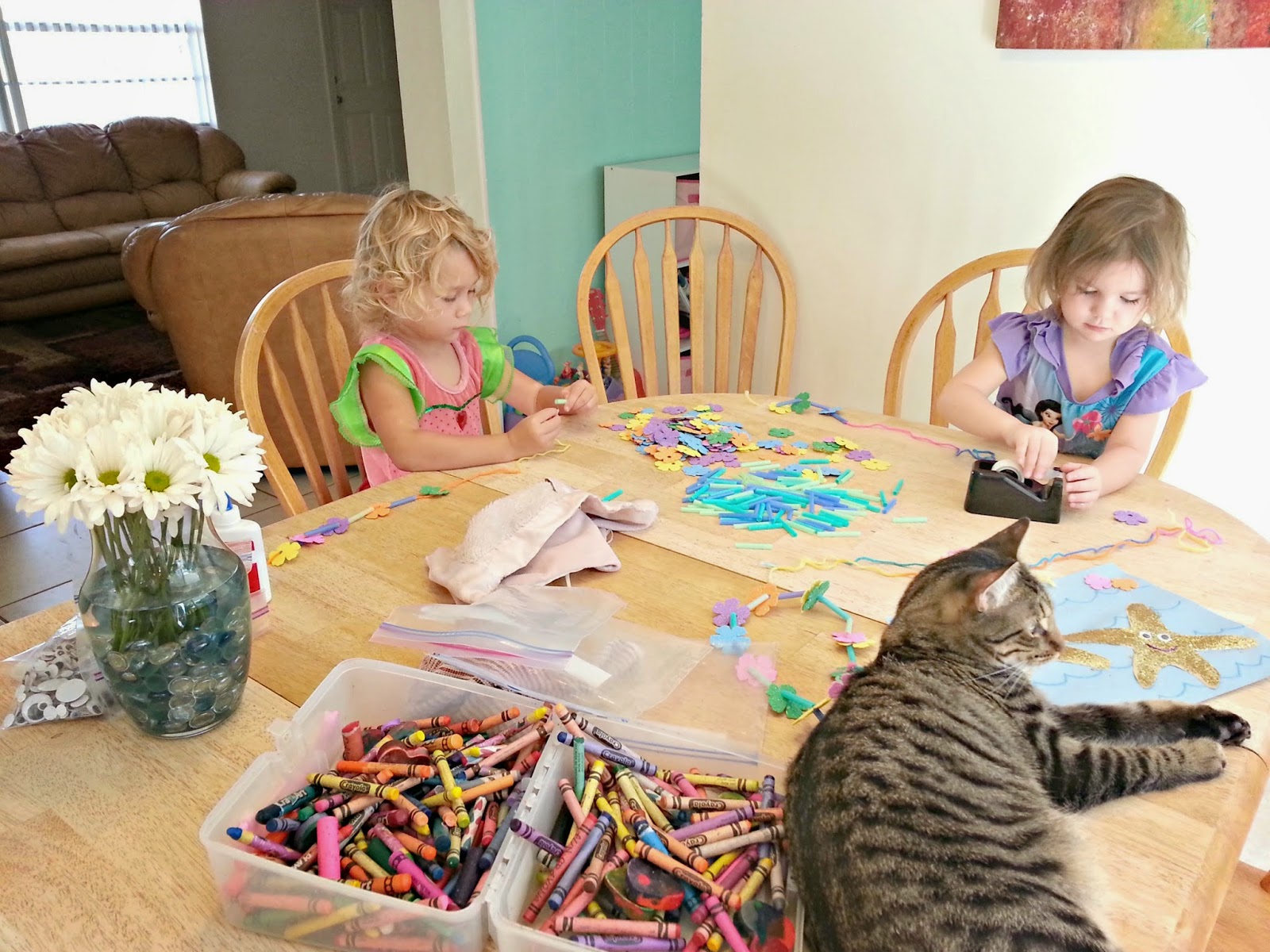 If These Cheerios Could Talk...: DIY Leis and a Sandpaper Starfish Craft
