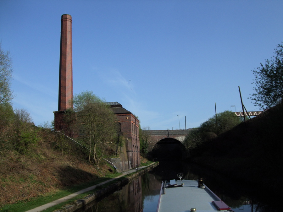 Halfie: Smethwick New Pumping Station and Engine Arm Aqueduct