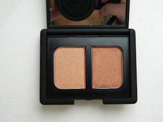 Miss SNJ ☮: Nars Isolde eyeshadow duo: Review & Swatches